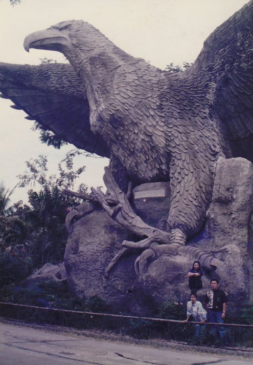 Getting to know the builder of Marcos Bust – Bagong Lipunan